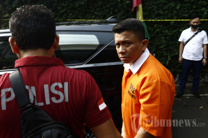 Rekonstruksi Pembunuhan Brigadir J di Rumah Dinas Ferdy Sambo, Foto 28 #1936565 - TribunNews.com