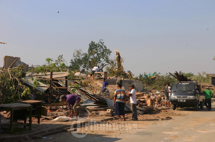 Relokasi Para PKL Barito Semarang, Foto 3 #1761400 - TribunNews.com