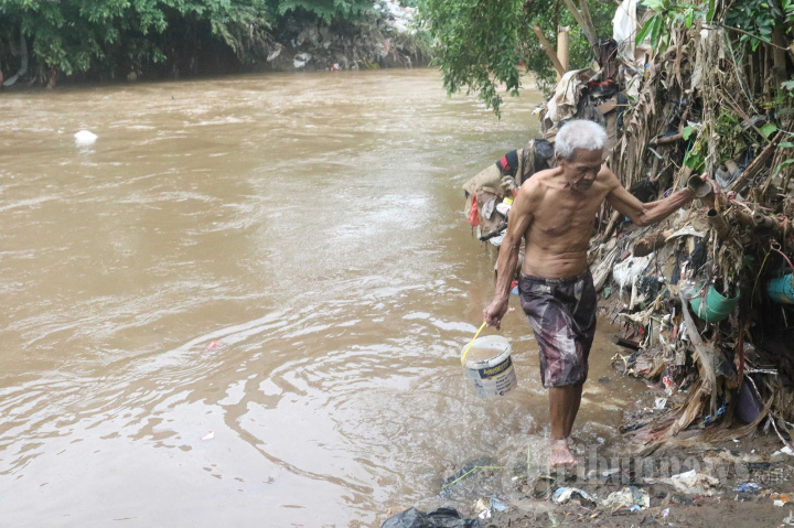 Rencana Normalisasi Ciliwung Sepanjang 17 Kilometer Foto 4 1986082