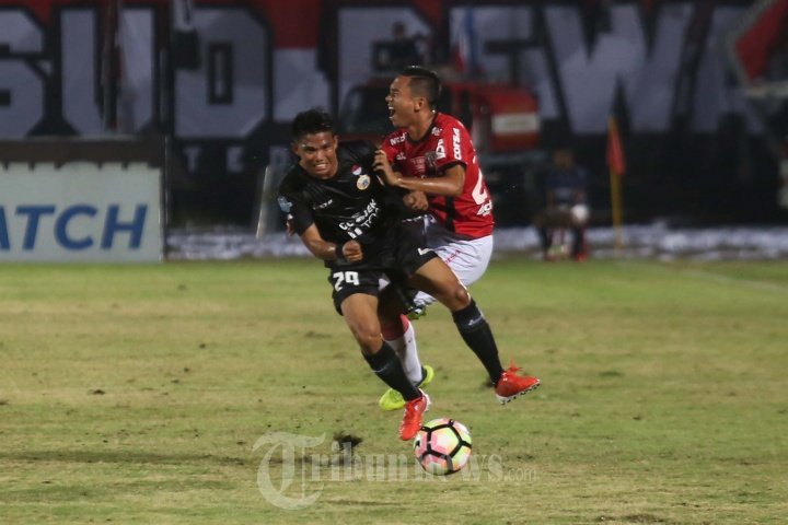 Ricky Fadjrin Dihadang Sandi Sute, Foto 3 #1718201 - TribunNews.com