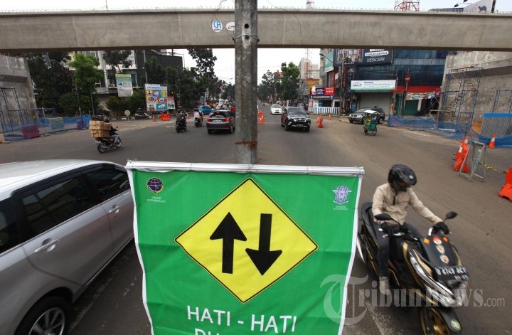 Satu Girder Flyover Jalan Jakarta Terpasang, Foto 2 #1853760 ...