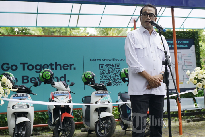 Shuttle Motor Listrik Dukung Mobilitas di KTT G20, Foto 3 #1942289 ...