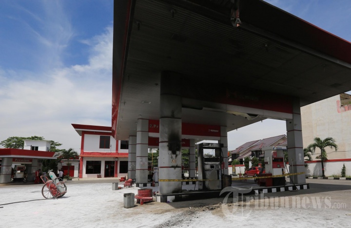 Sisa-sisa Kebakaran SPBU di Medan, Foto 5 #1704059 - TribunNews.com