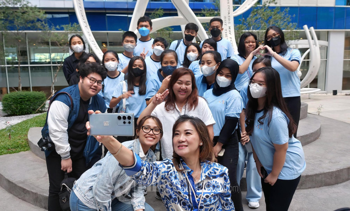 Siswa SMA Taruna Bangsa Kunjungi BCA Learning Center, Foto 1 #1968908 ...