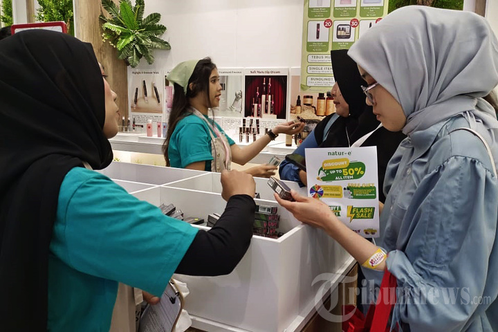 Soft Launching Maskot dan Produk Baru Mineral Botanica , Foto 3 ...