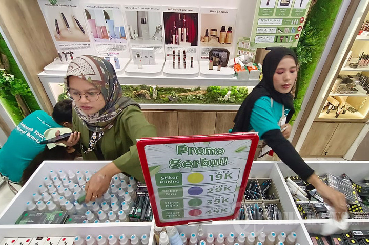 Soft Launching Maskot dan Produk Baru Mineral Botanica , Foto 5 ...