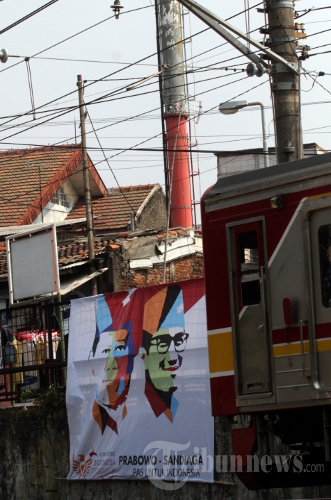 Spanduk Dukungan Capres Mulai Terpasang , Foto 3 #1770667 - TribunNews.com