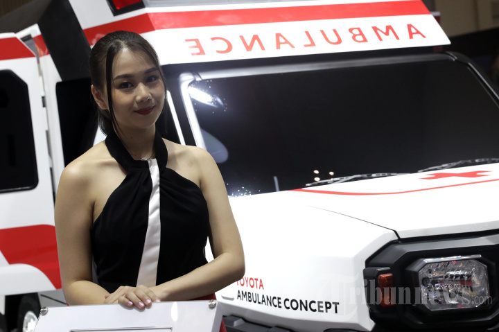 SPG Cantik di Pameran Otomotif GIIAS 2023, Foto 2 #1974129 - TribunNews.com