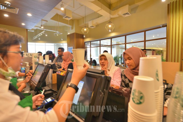 Starbucks Buka Gerai Baru, Foto 4 #1646681 - TribunNews.com