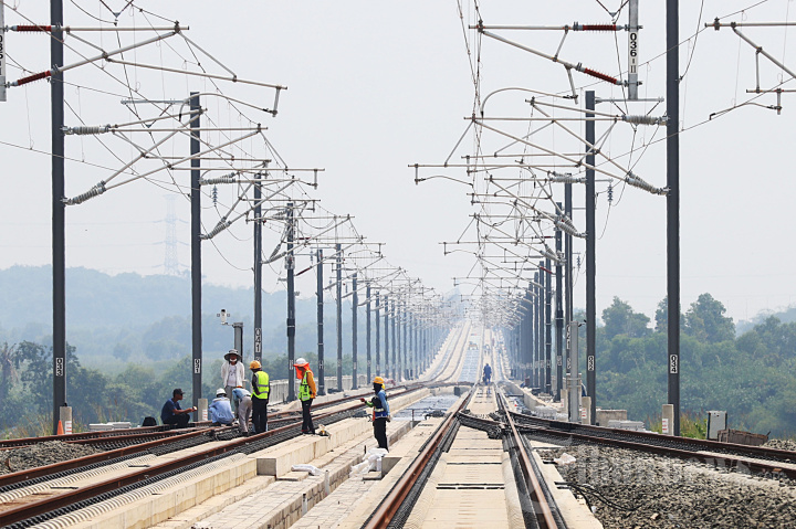 Stasiun KA Cepat Karawang dan Tegalluar Siap Beroperasi, Foto 1 ...