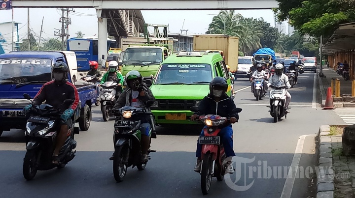 Suasana Jalan di Ibu Kota Ramai, Foto 4 #1843712 - TribunNews.com