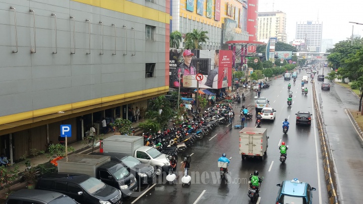 Suasana Kawasan Pasar Glodok Masih Banyak Berjualan, Foto 3 #1839483 ...