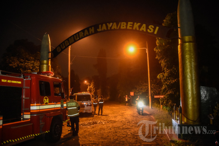 Suasana Pasca Ladakan Gudang Amunisi TNI, Foto 1 #1993522 - TribunNews.com