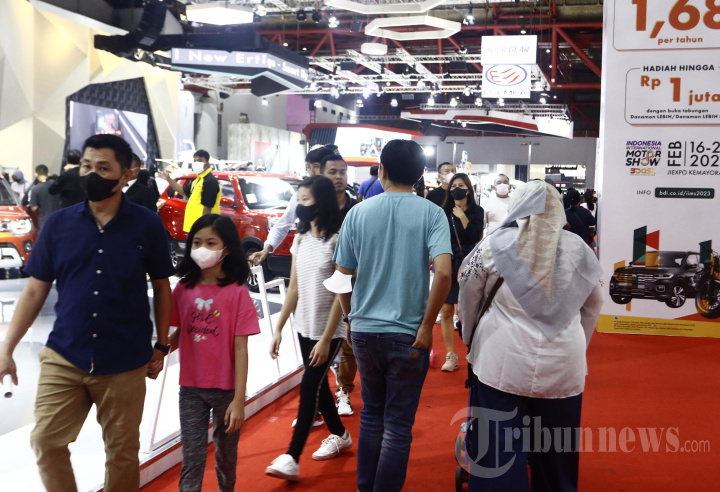 Suasana Pengunjung di Hari Terakhir IIMS 2023, Foto 5 #1958561 ...