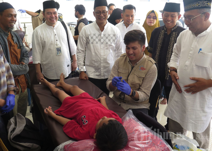 Sunatan Massal LAZNAS MAI Bank Mandiri Region II, Foto 3 #1986665 ...