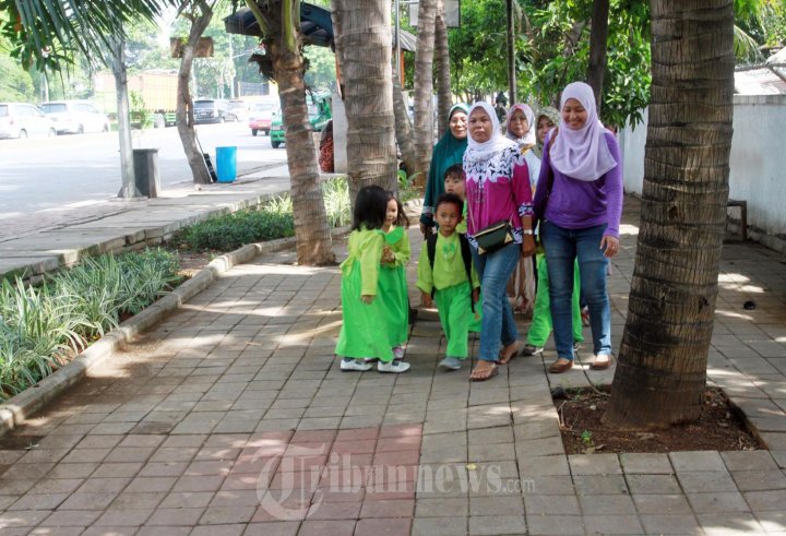 Taman dan Sarana Olahraga Jalur Hijau, Foto 2 #1463211 - TribunNews.com