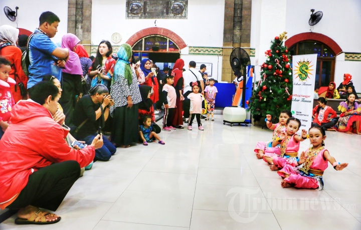 Tarian Nusantara di Stasiun Semarang Tawang, Foto 1 #1828522 ...