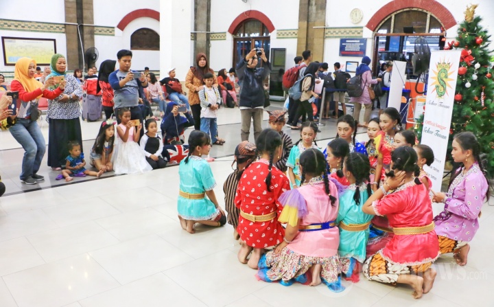 Tarian Nusantara di Stasiun Semarang Tawang, Foto 2 #1828523 ...