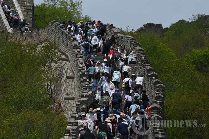 Tembok Besar China Diserbu Wisatawan Saat Libur Hari Buruh, Foto 1 ...