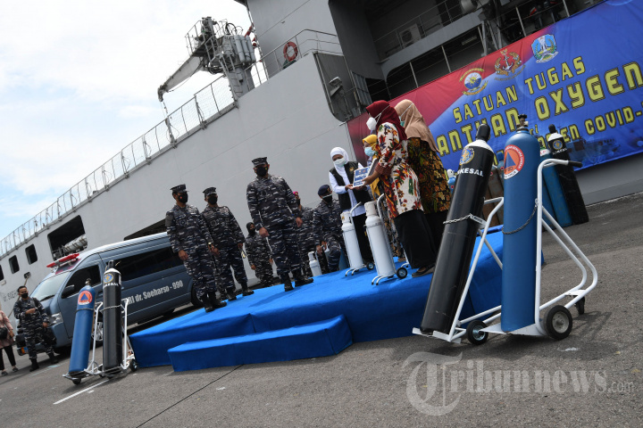 TNI AL Siapkan KRI dr Soeharso-990 Sebagai Depo IsiUlang Oksigen, Foto 10 #1888622 - TribunNews.com