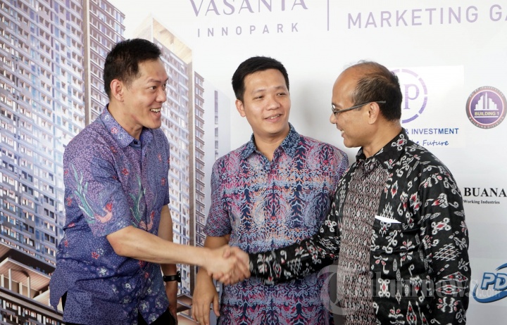 Topping Off Ceremony Vasanta Innopark Fase Pertama, Foto 2 #1833348 ...