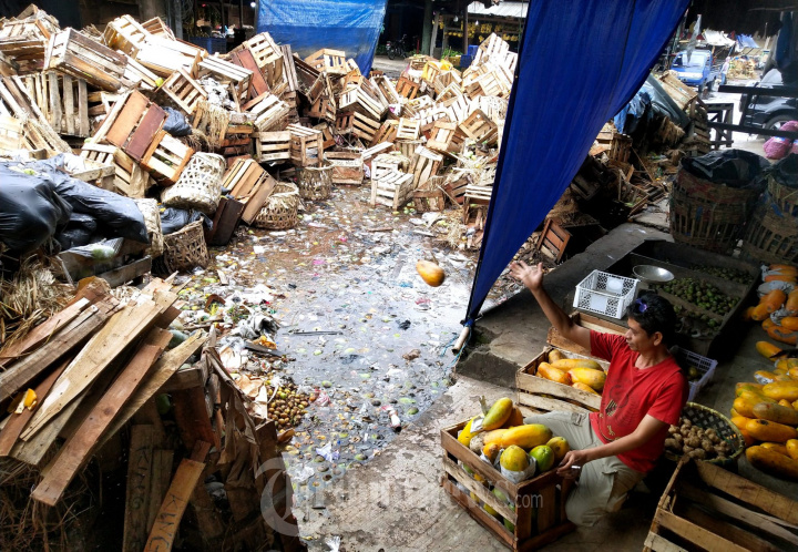 Tumpukan Sampah di Pasar Gedebage Bandung, Foto 4 #1901370 - TribunNews.com