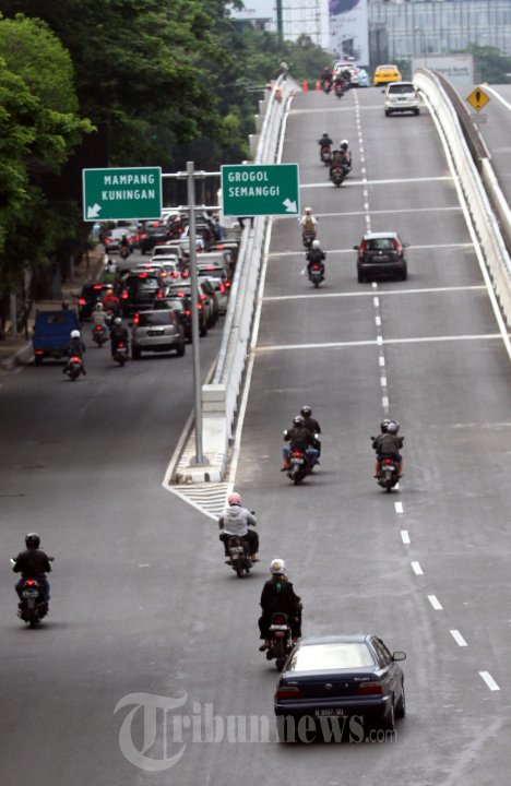 Uji Coba Flyover Kuningan, Foto 5 #1631779 - TribunNews.com