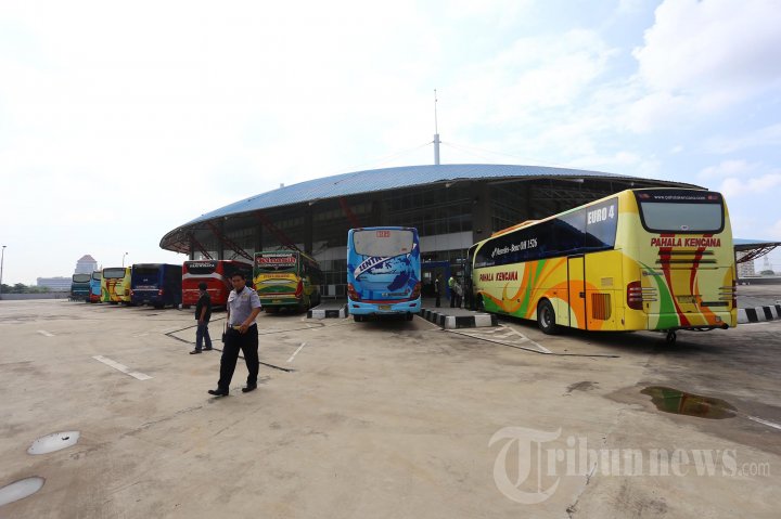 Uji Coba Terminal Pulo Gebang, Foto 1 #1544642 - TribunNews.com