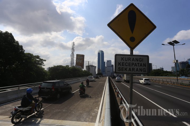 Ujicoba Flyover Kuningan, Foto 8 #1631166 - TribunNews.com