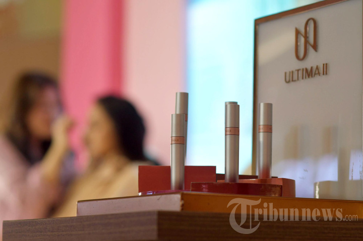 Ultima II Delicate Moisture Lip Tint & Beauty Exhibition, Foto 3 ...