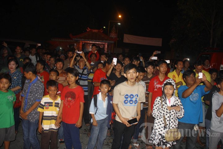 Upacara Sembahyang Cioko, Foto 1 #1613112 - TribunNews.com