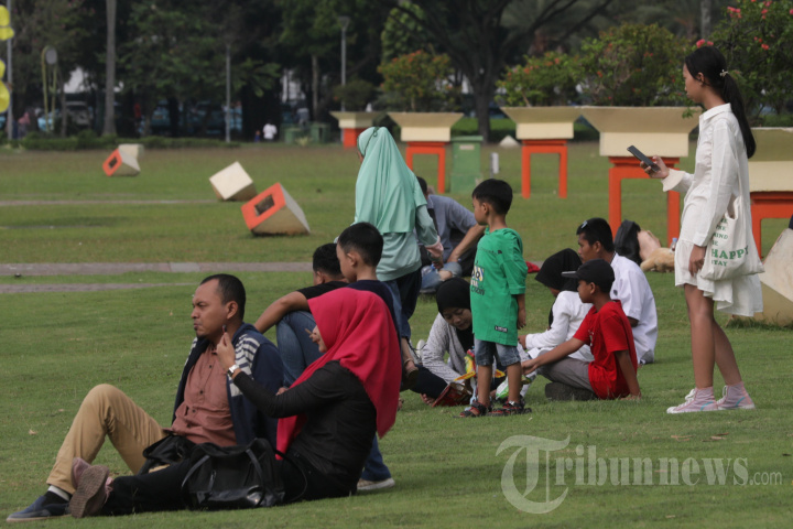 Wisata Monas pada Libur Iduladha 1444 H, Foto 6 #1970395 - TribunNews.com Wisata Monas pada Libur Iduladha 1444 H, Foto 6 #1970395 - TribunNews.com