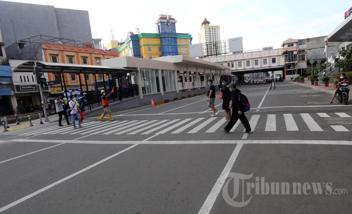 Zebra Cross dan Halte TransJakarta Gantikan JPO di Glodok, Foto 1 ...