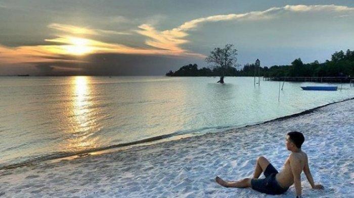 Pantai Viovio - TribunnewsWiki.com