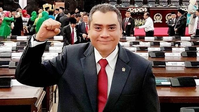 Awang Ferdian Hidayat - TribunnewsWiki.com