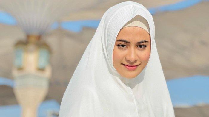 Betari Ayu - TribunnewsWiki.com