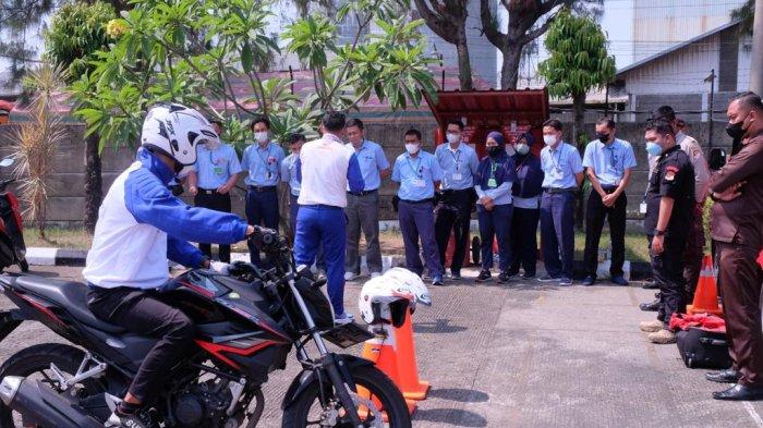 Budaya Cari Aman Perusahaan, SAMI Gelar Safety Riding untuk Karyawan ...