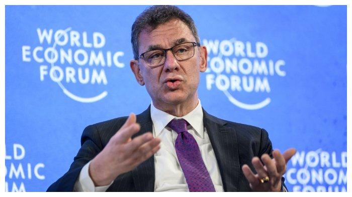 CEO Pfizer Albert Bourla Terkena Covid-19 untuk Kedua Kalinya ...