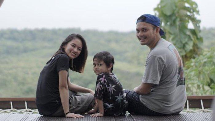 Clowy Venna - TribunnewsWiki.com