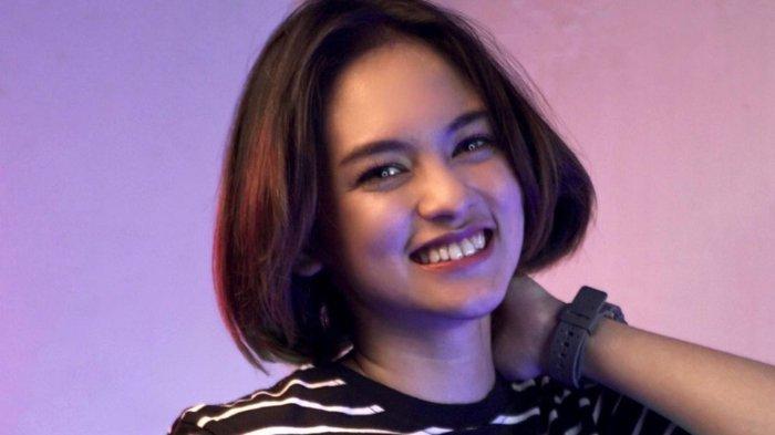 Clowy Venna - TribunnewsWiki.com