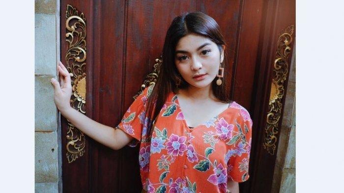 Debi Sagita - TribunnewsWiki.com
