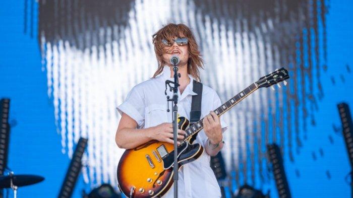 Chord Kunci Gitar Djo - End Of Beginning, And When I'm Back in Chicago ...