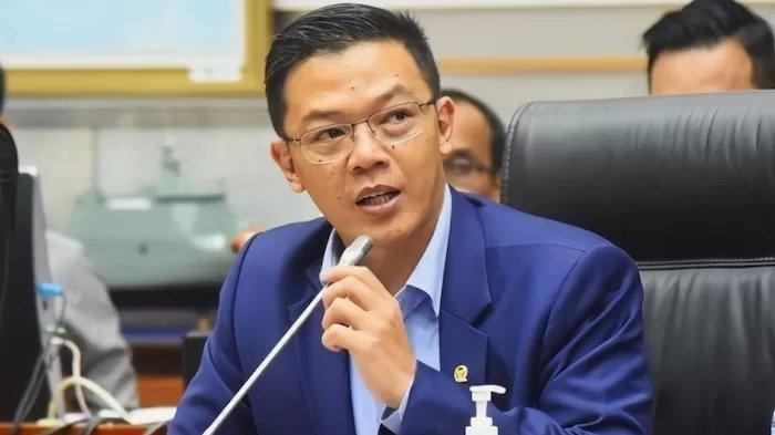 Sugiono - Menteri Luar Negeri Kabinet Merah Putih - TribunnewsWiki.com