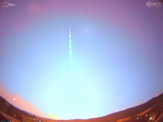 Meteor Raksasa Meledak di Langit Norwegia dan Texas, LAPAN Beri ...