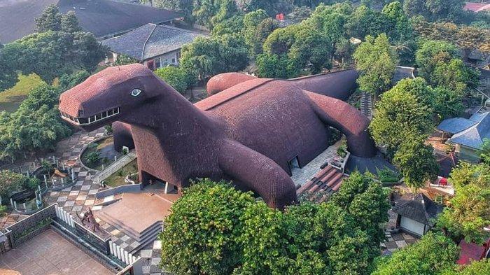 Museum Komodo dan Taman Reptil - TribunnewsWiki.com