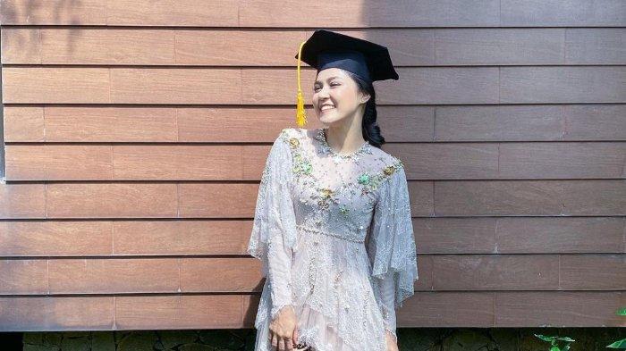 Novi Herlina - TribunnewsWiki.com