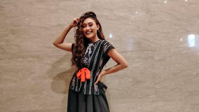 Novia Bachmid - TribunnewsWiki.com