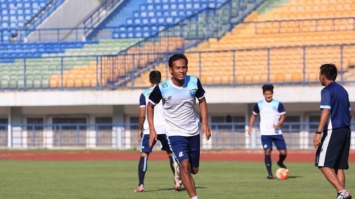 Ramadhan Saputra - TribunnewsWiki.com