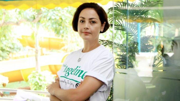 Rowiena Umboh - TribunnewsWiki.com