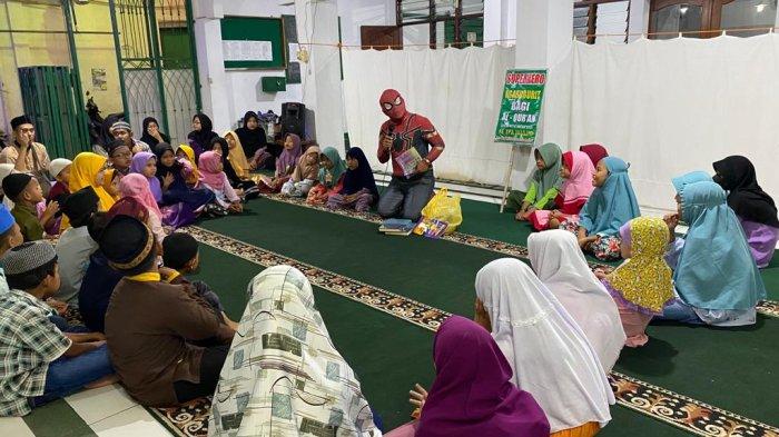 Ketika THL di Sukoharjo Berubah Menjadi 'Spider-Man': Pagi–Siang Kerja ...